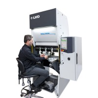 Dyna Press 12/8 | Stand-alone press brake | LVD Group